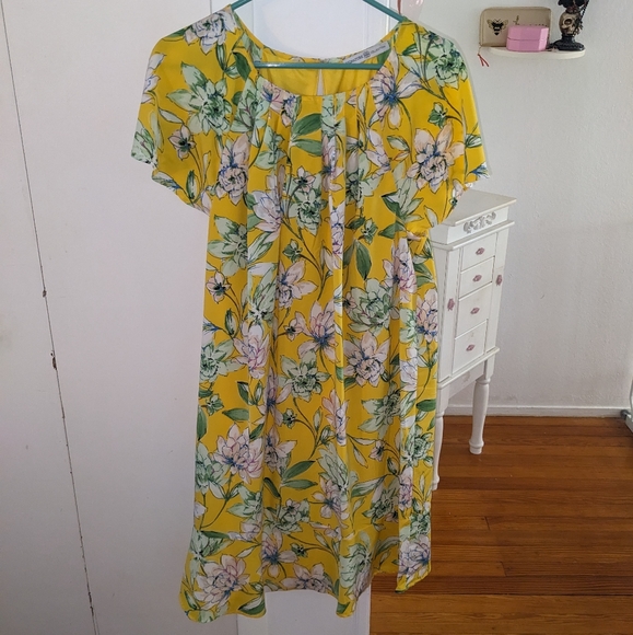 Avon | Dresses | Avon Signature Collection Spring Dress | Poshmark